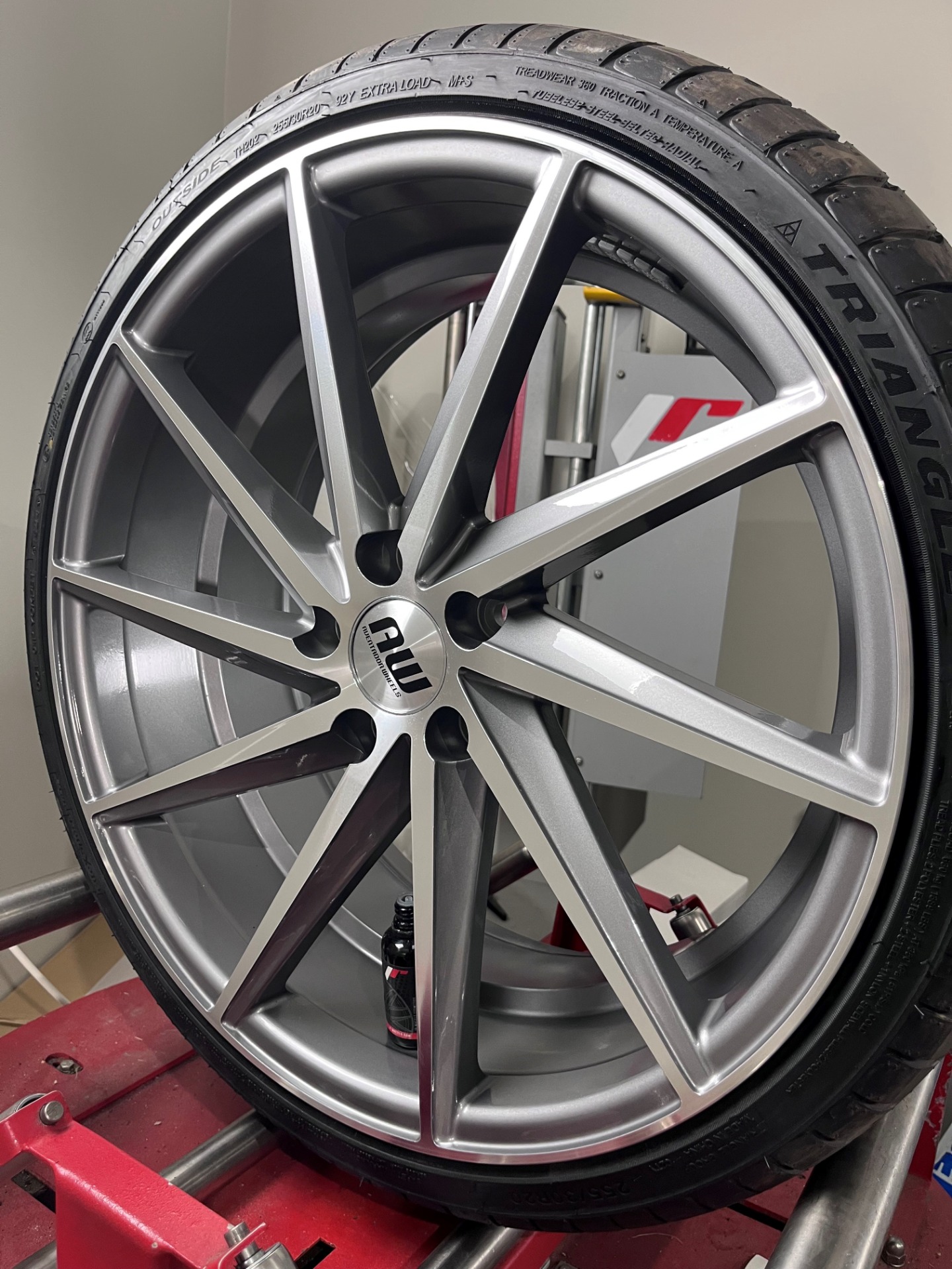 AW Turbin S10 20x8,5 ET45 | Gunmetal Machine Face. Passer blant annet ...